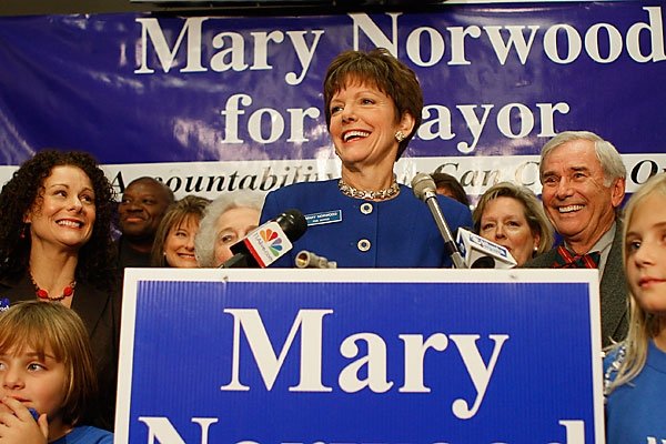 A Major US City Could Soon Elect Its First Independent Mayor ...